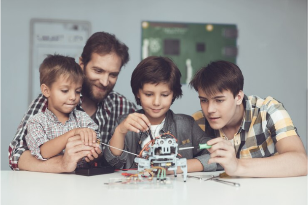 Top STEM Robotics Courses For Beginners in Mumbai